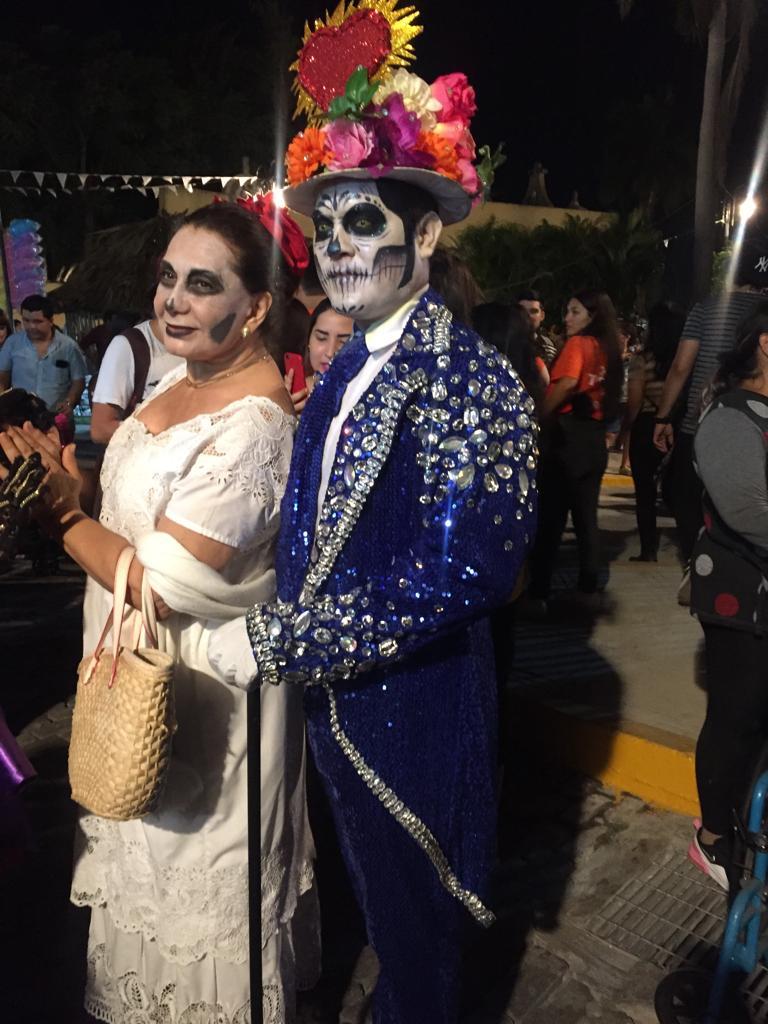 Recognizing Different Perspectives: Dia de Los Muertos y Hanal Pixán ...