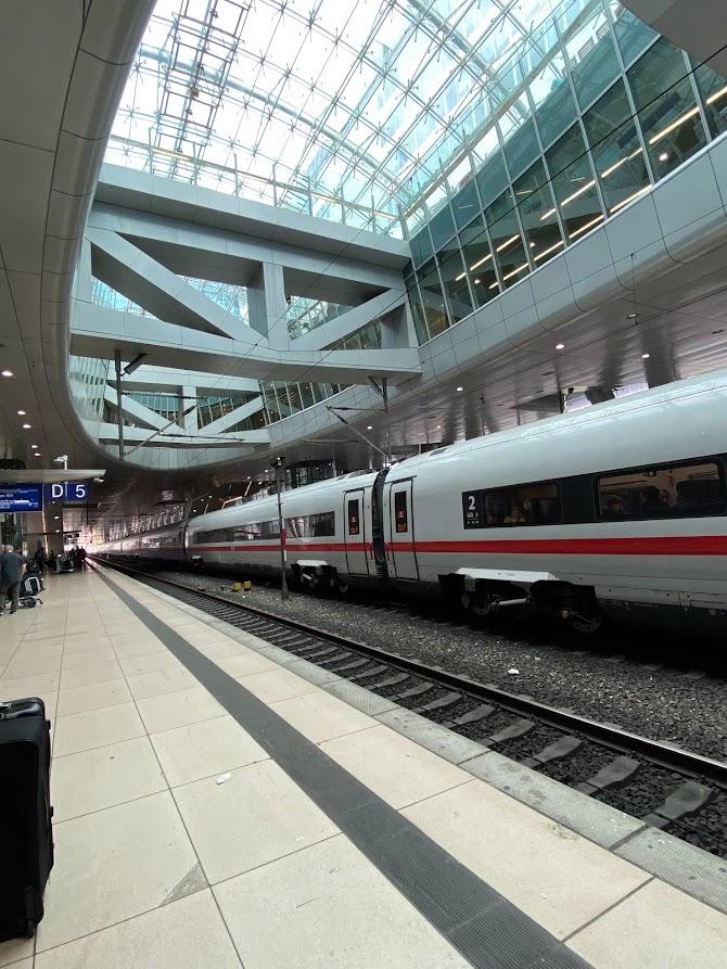 Get to Know Me! | Reach the World