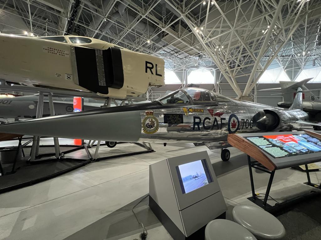Trip to Canada Aviation and Space Museum | Reach the World