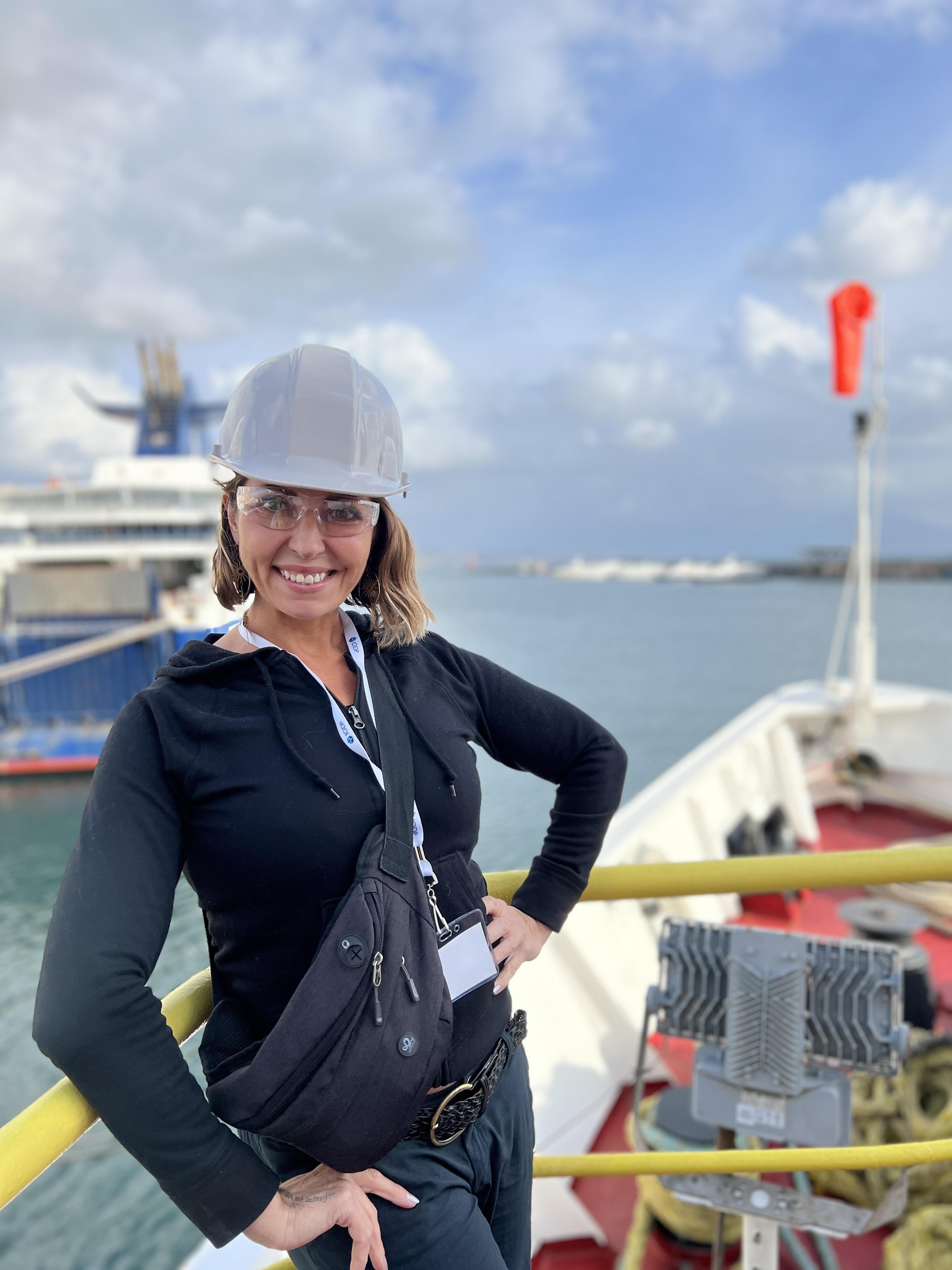 Meet Tessa and Larkin! | Reach the World